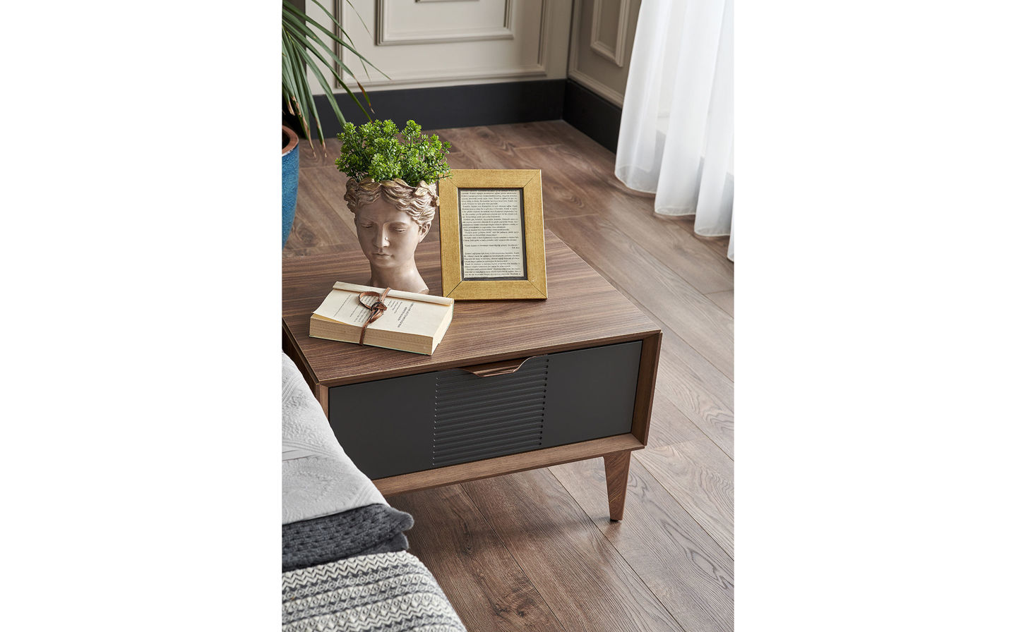 MESITA DE NOCHE GARNETH ANTRACITA - Alfemo